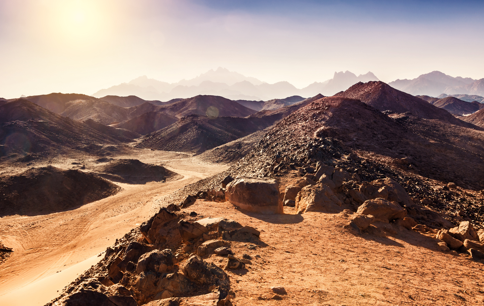 Ancient humans may have paused in Arabia for 30,000 years on their way ...