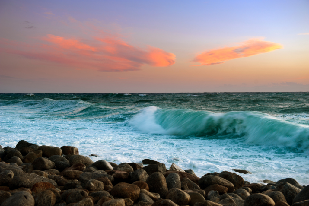 The Mysterious Origins of Water - Modern Sciences