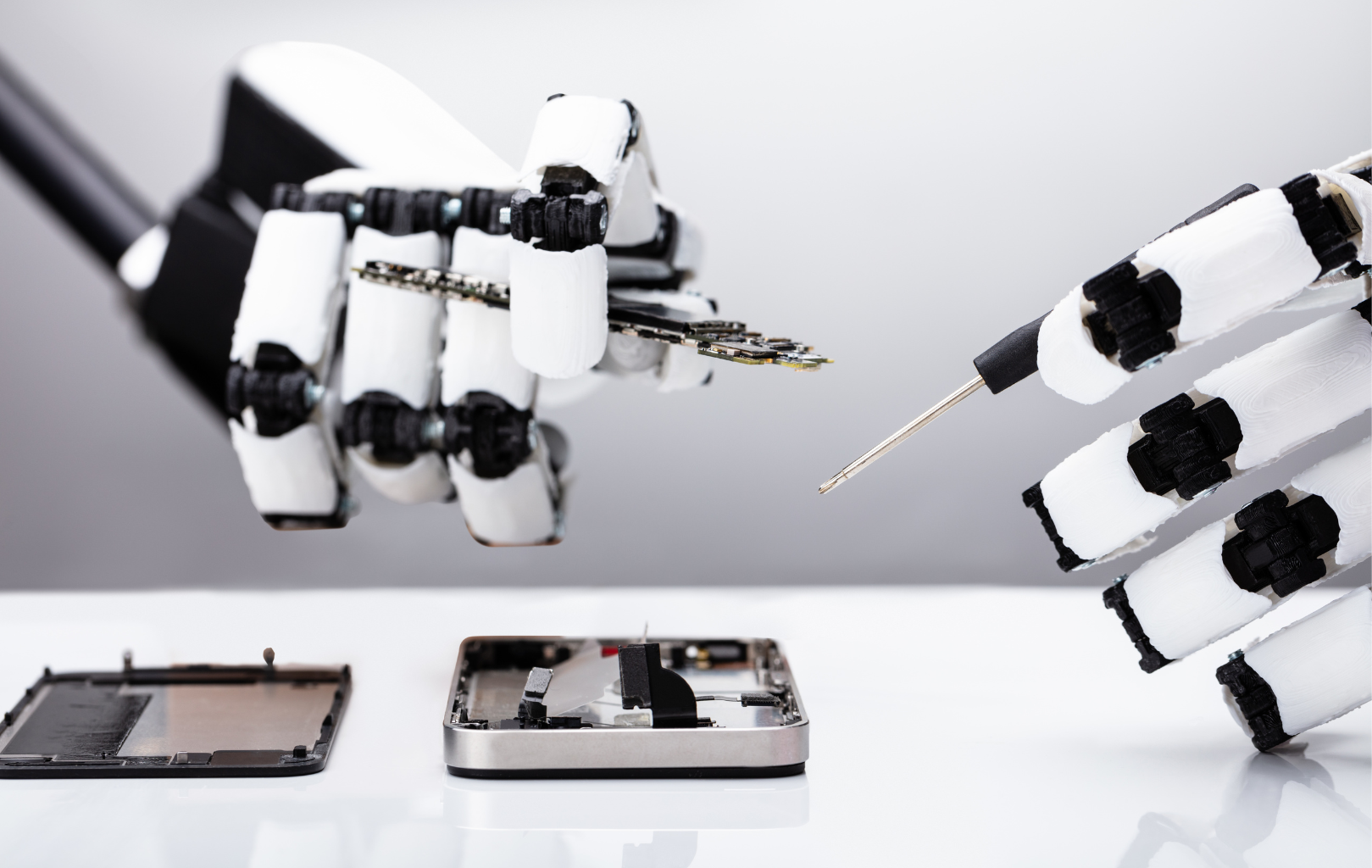 Our future could be full of undying, self-repairing robots. Here’s how ...