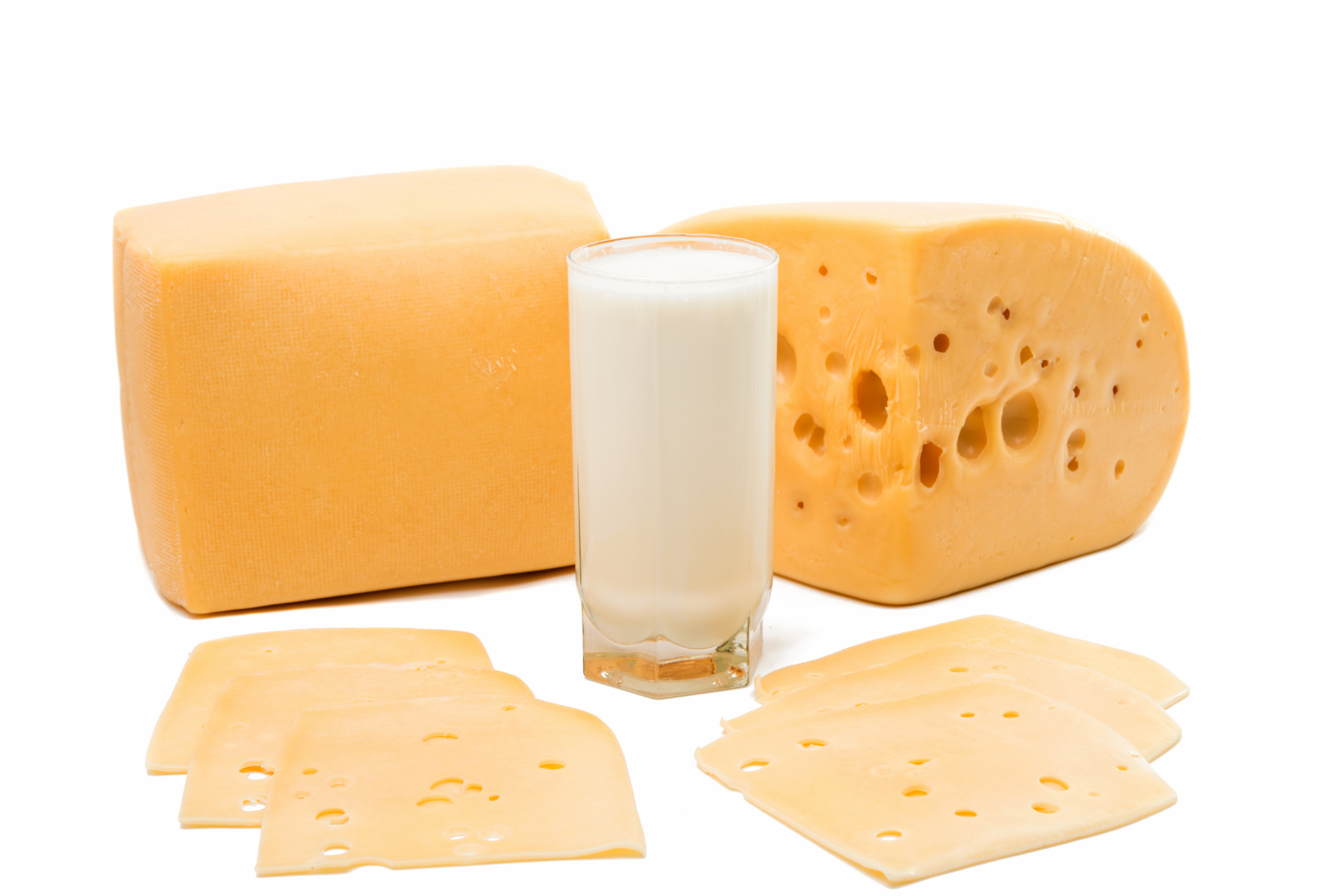 Full-fat or low-fat cheese and milk? A dietitian on which is better ...