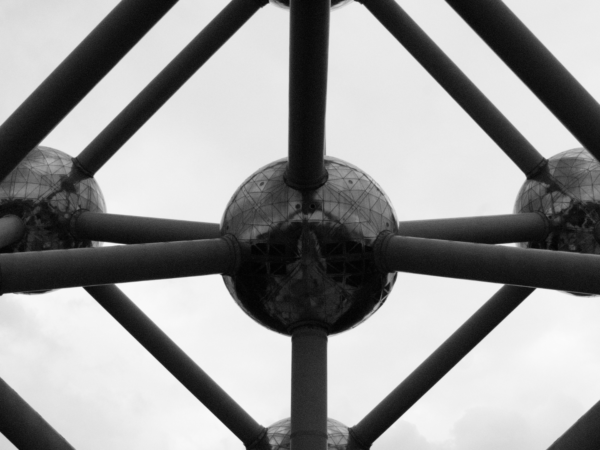 New Mathematical Discovery Could Unite Quantum Mechanics and General ...