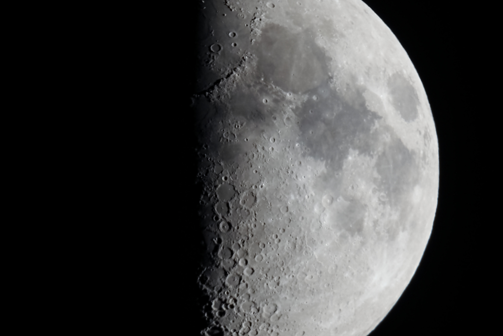 How Do We Build a Telescope On the Moon? - Modern Sciences