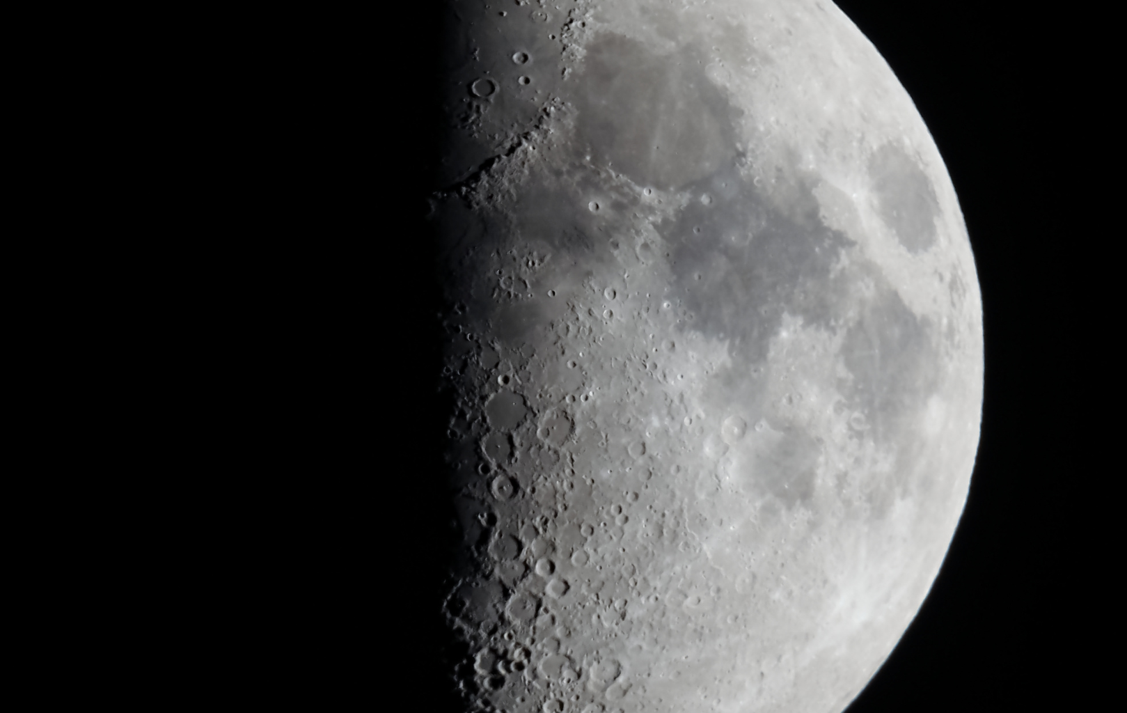 How Do We Build a Telescope On the Moon? - Modern Sciences