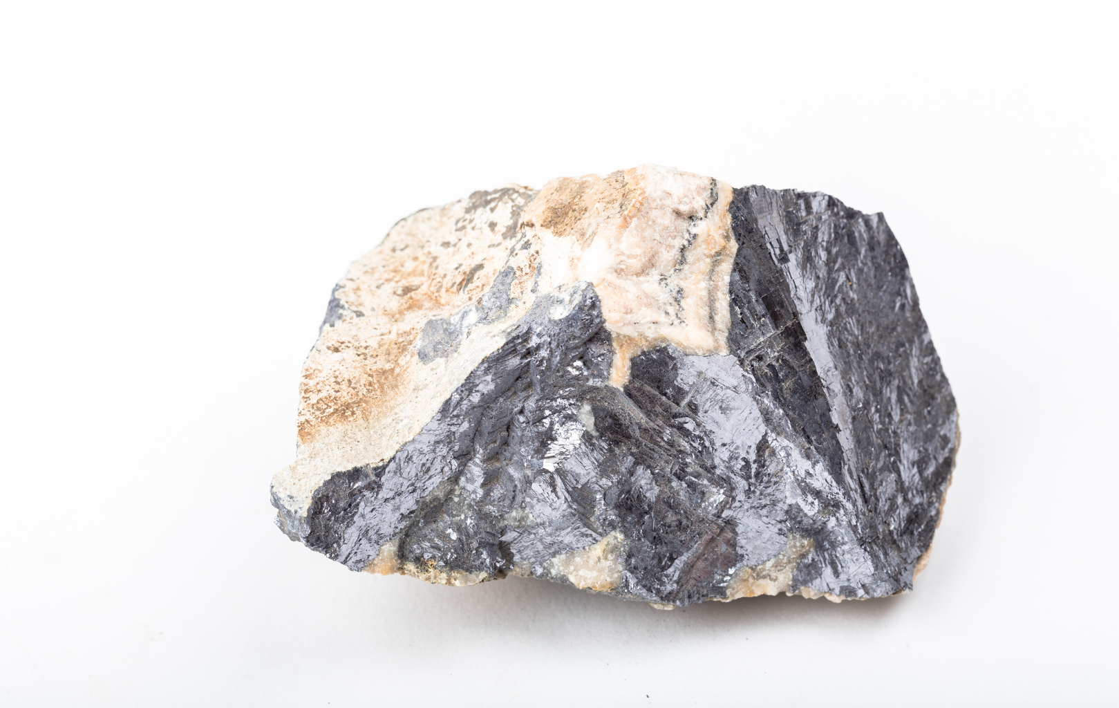 Why Do So Many Radioactive Elements Decay Back Into Lead? - Modern Sciences